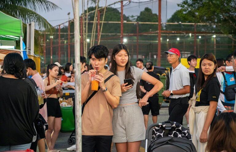 How to survive (and enjoy) a Party as an introvert - Funky Pigeon Blog