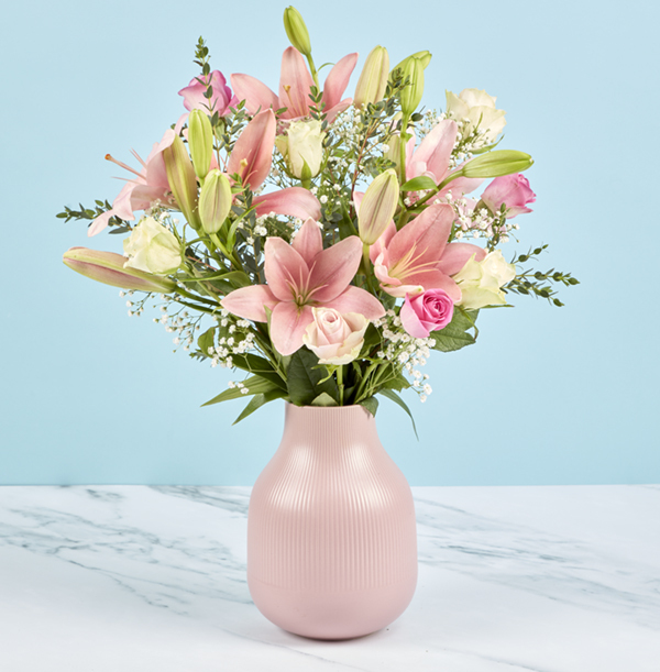 Luxury Rose and Lily Bouquet | Funky Pigeon